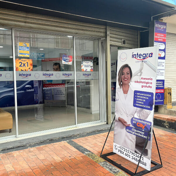 QUIÉNES SOMOS - Integra Salud Oral